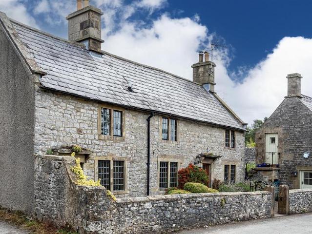3 bedroom cottage for sale