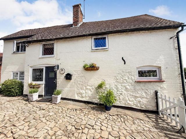 3 bedroom cottage for sale
