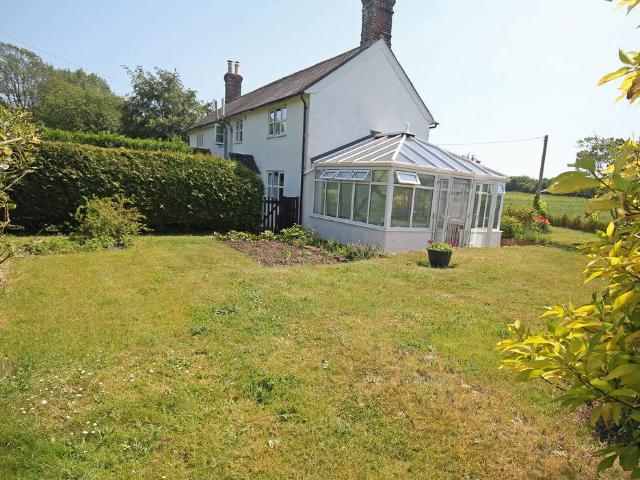 3 bedroom cottage for sale