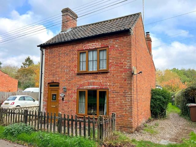 3 bedroom cottage for sale