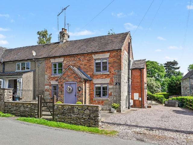 3 bedroom cottage for sale