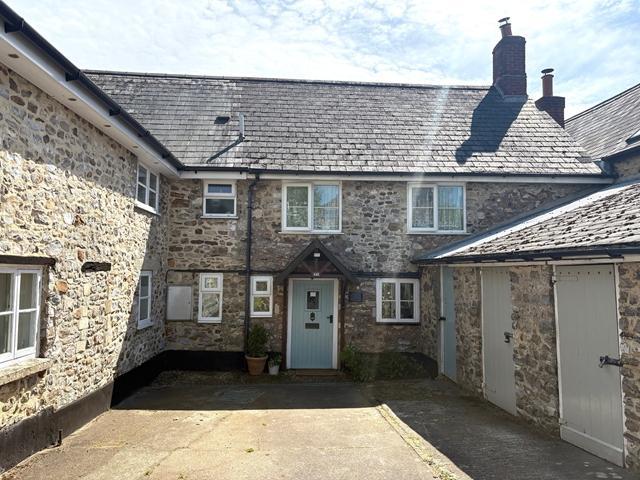 3 bedroom cottage for sale