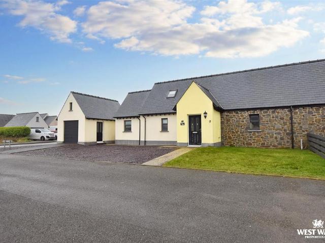 3 bedroom cottage for sale