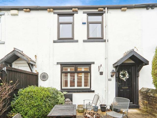 3 bedroom cottage for sale