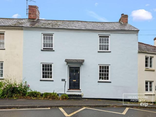 3 bedroom cottage for sale