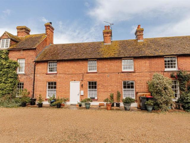 3 bedroom cottage for sale