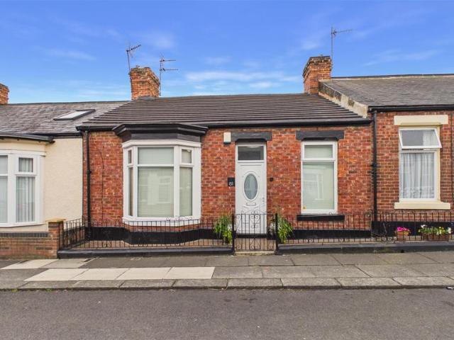 3 bedroom cottage for sale