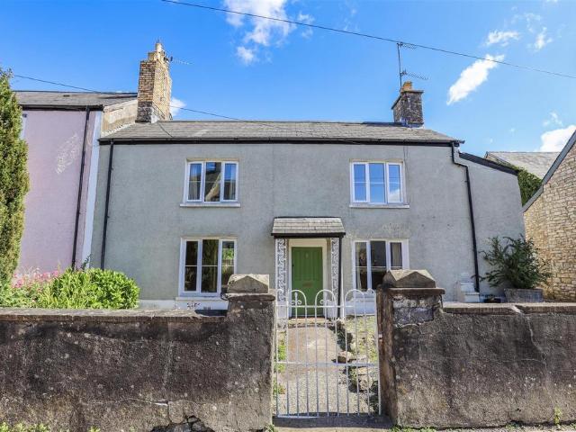3 bedroom cottage for sale