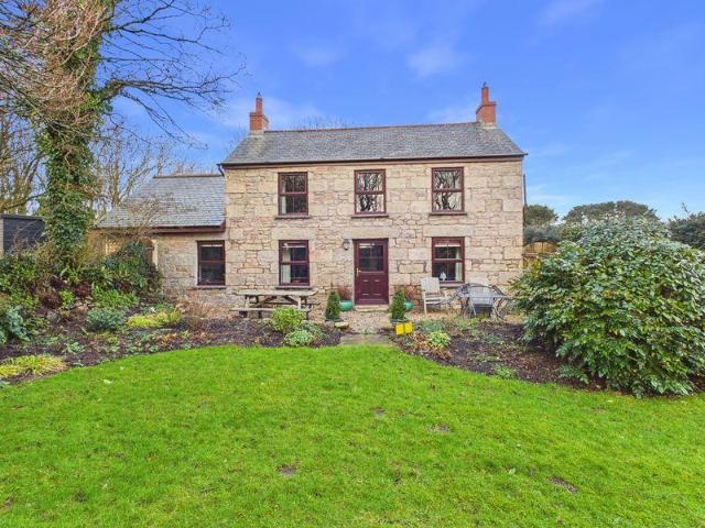 3 bedroom cottage for sale