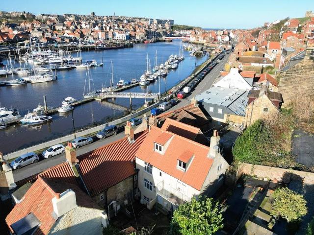 3 bedroom cottage for sale