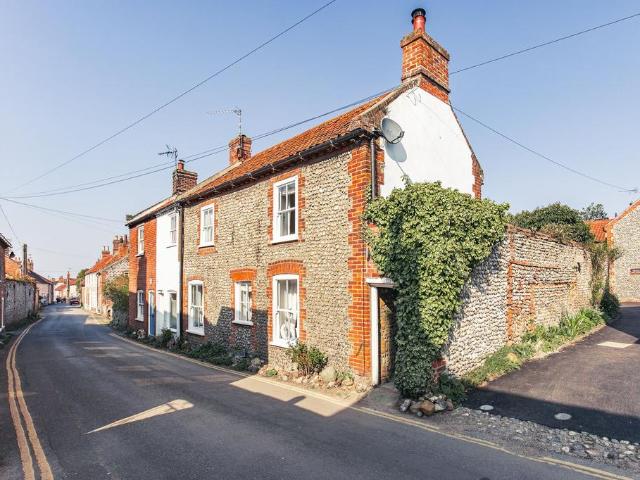 3 bedroom cottage for sale