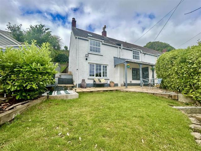 3 bedroom cottage for sale