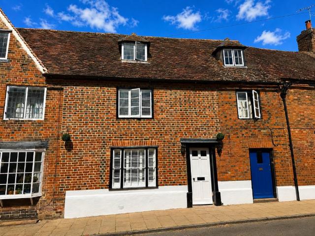 3 bedroom cottage for sale