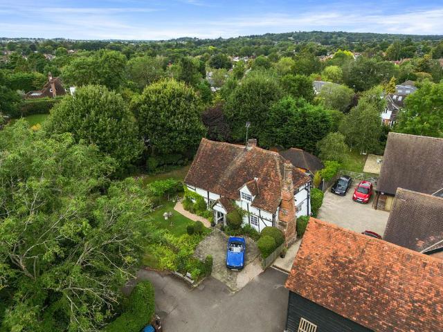 3 bedroom cottage for sale