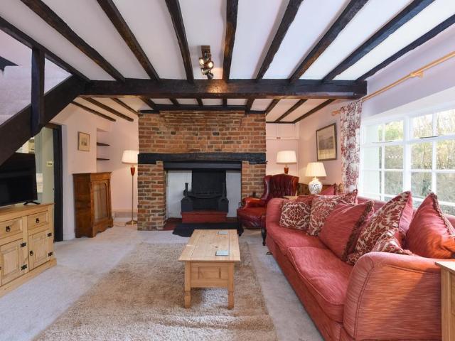 3 bedroom cottage for sale