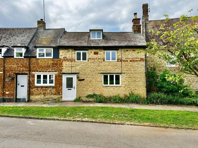 3 bedroom cottage for sale