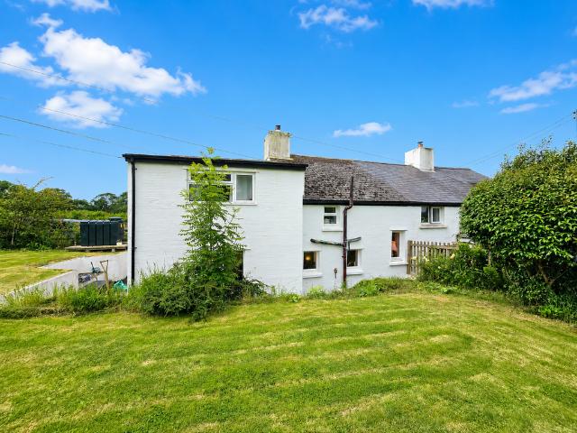 3 bedroom cottage for sale