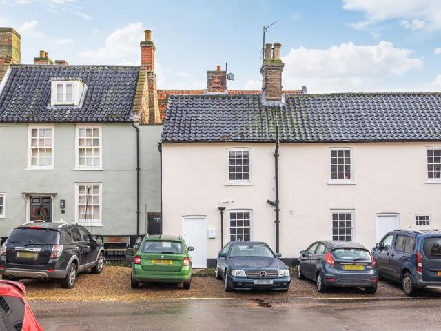 3 bedroom cottage for sale
