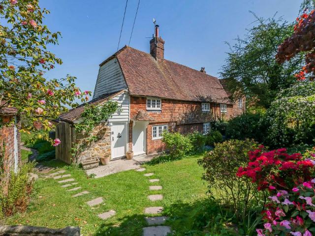3 bedroom cottage for sale
