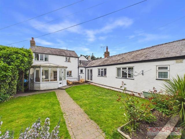 3 bedroom cottage for sale