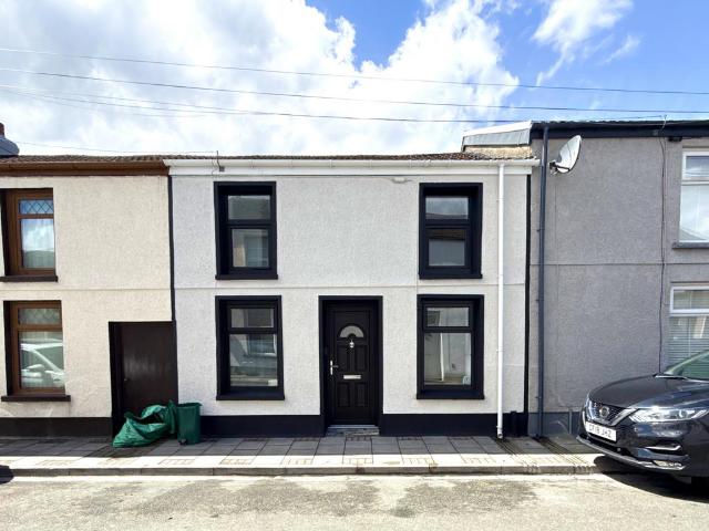 3 bedroom cottage for sale