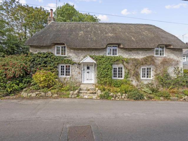 3 bedroom cottage for sale