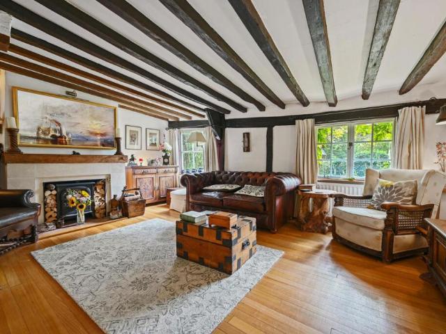 3 bedroom cottage for sale