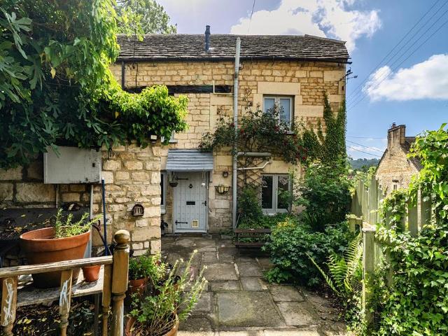 3 bedroom cottage for sale