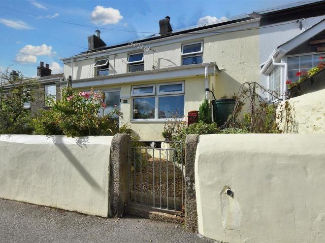 3 bedroom cottage for sale