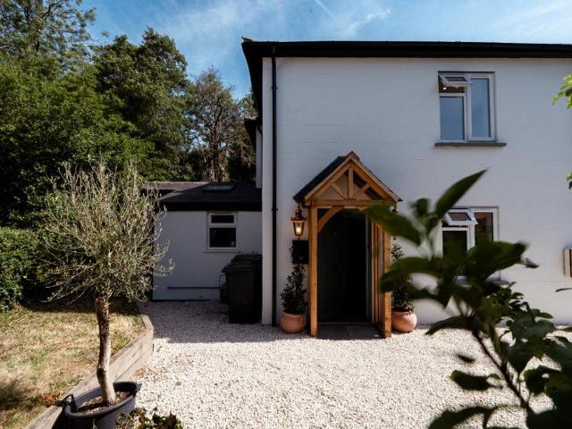 3 bedroom cottage for sale