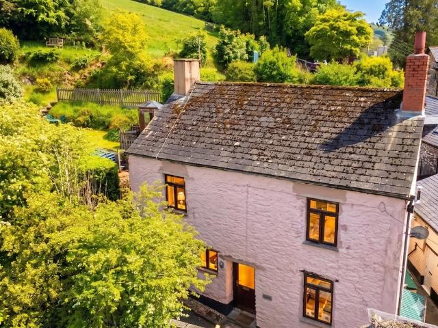 3 bedroom cottage for sale