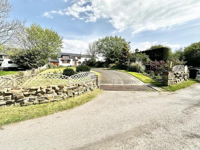 3 bedroom cottage for sale