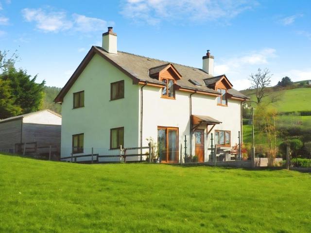 3 bedroom cottage for sale