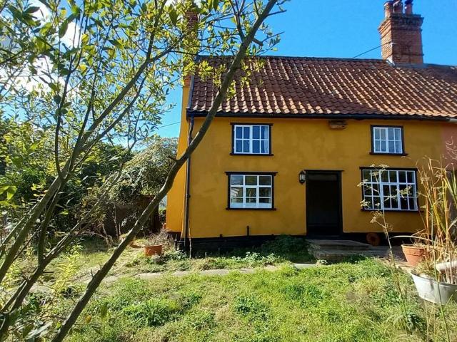 3 bedroom cottage for sale