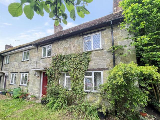 3 bedroom cottage for sale
