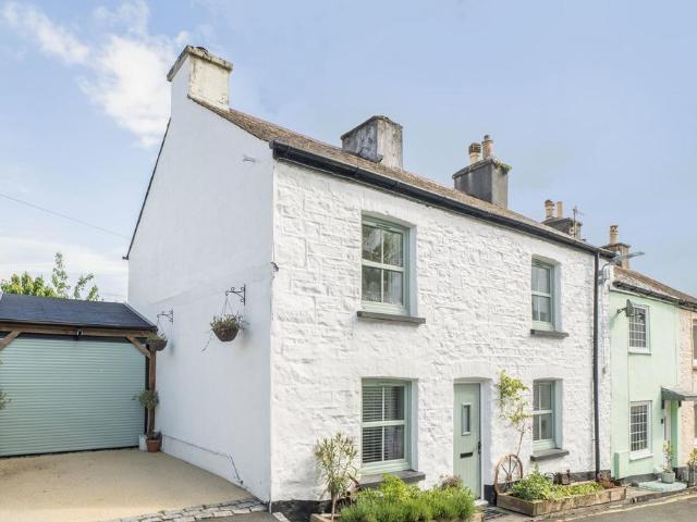 3 bedroom cottage for sale