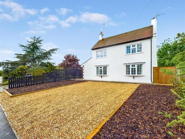 3 bedroom cottage for sale