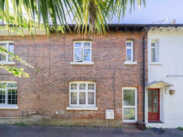3 bedroom cottage for sale