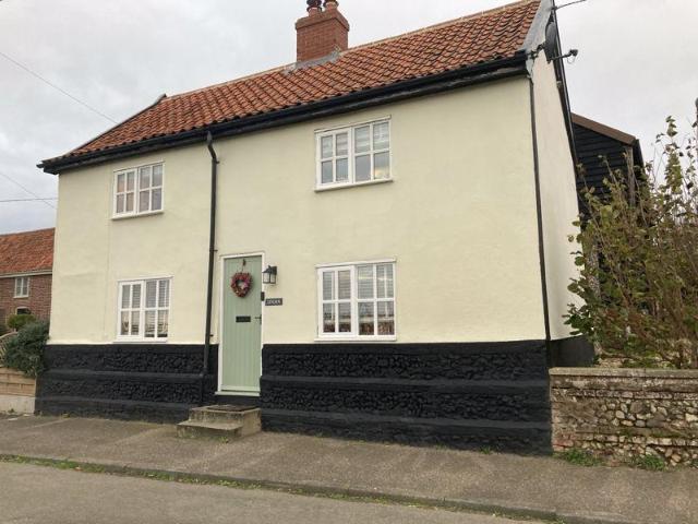 3 bedroom cottage for sale