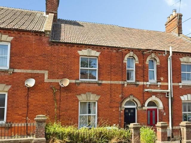 3 bedroom cottage for sale