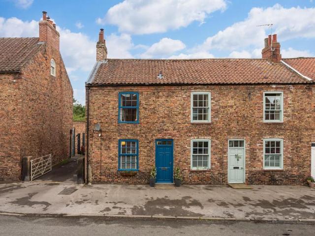 3 bedroom cottage for sale