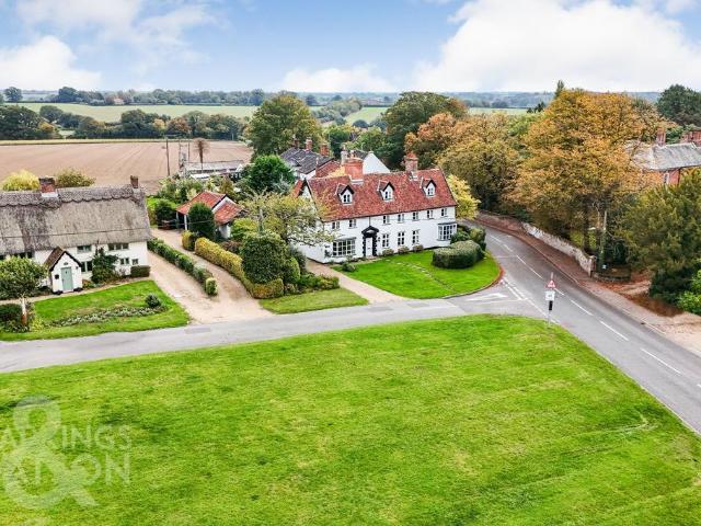 3 bedroom cottage for sale