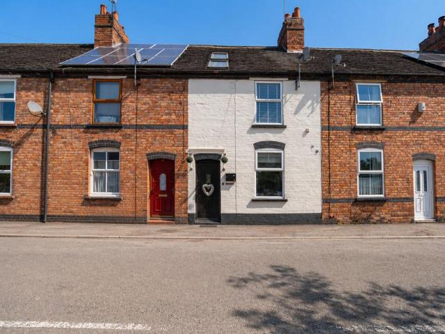 3 bedroom cottage for sale