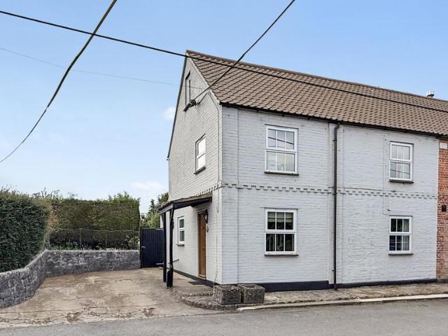 3 bedroom cottage for sale