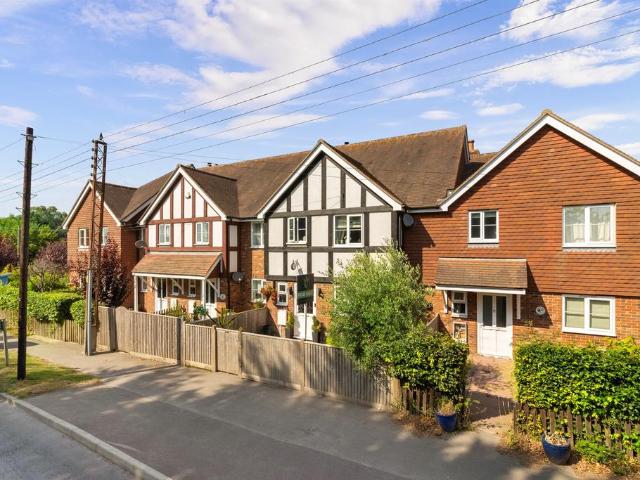 3 bedroom cottage for sale