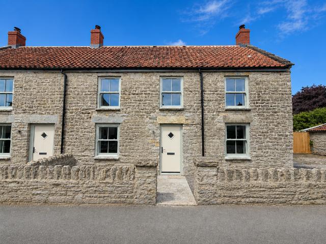 3 bedroom cottage for sale