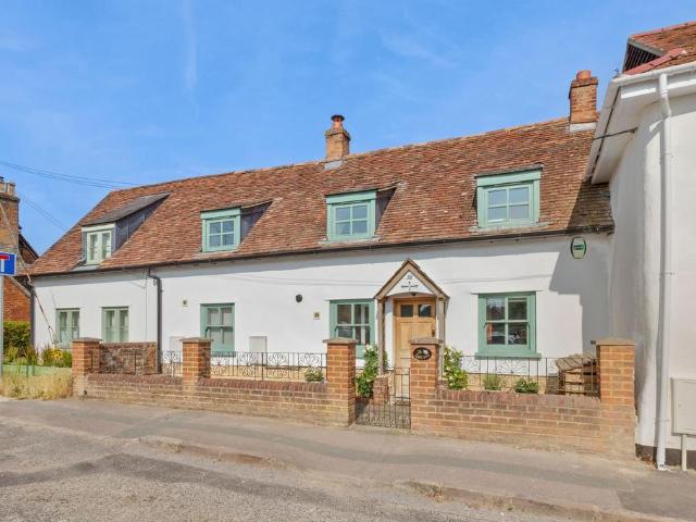 3 bedroom cottage for sale