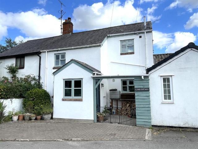 3 bedroom cottage for sale