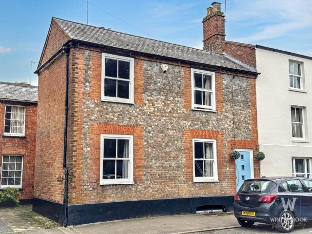 3 bedroom cottage for sale