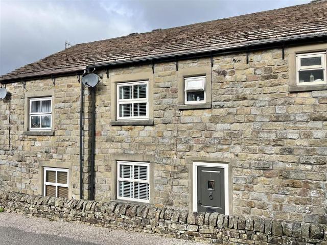 3 bedroom cottage for sale